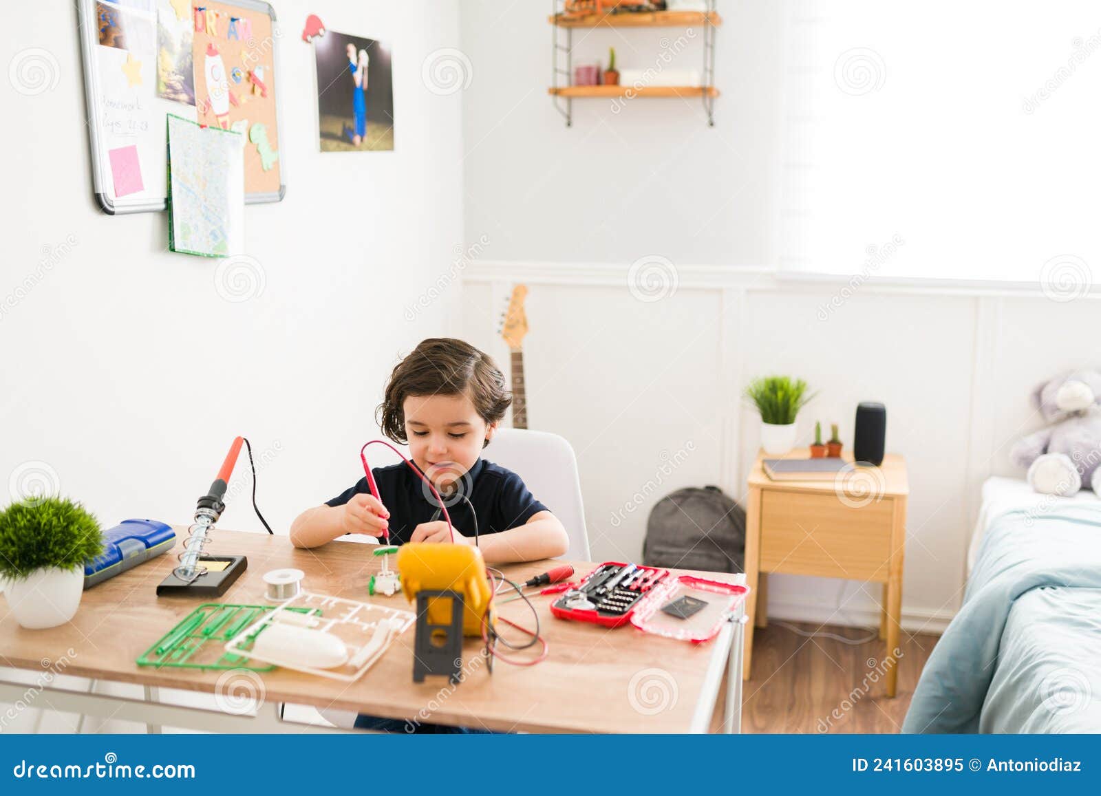Elementary Boy Working on Science Project Stock Image - Image of ...