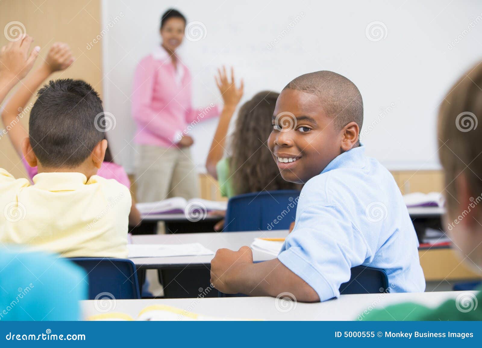 Elementary School Classroom Stock Image - Image of lesson, aged: 5000555