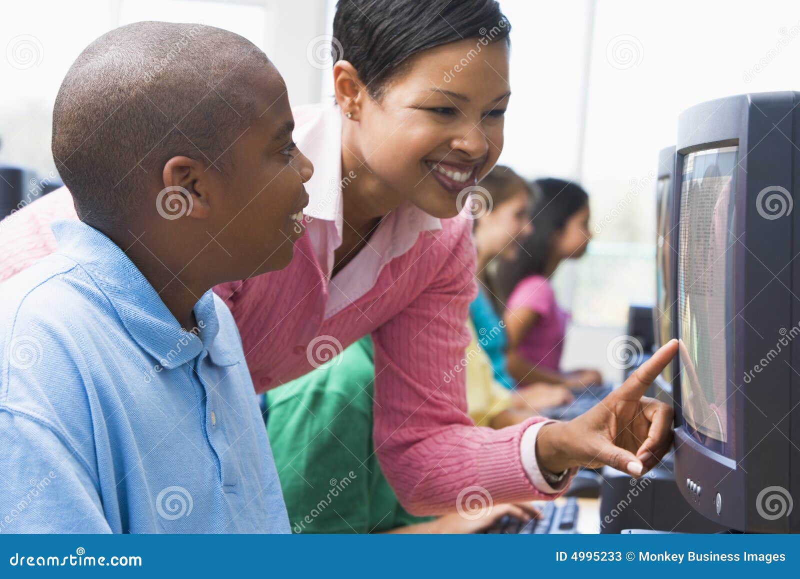 Elementary School Computer Class Stock Photos - Image: 4995233