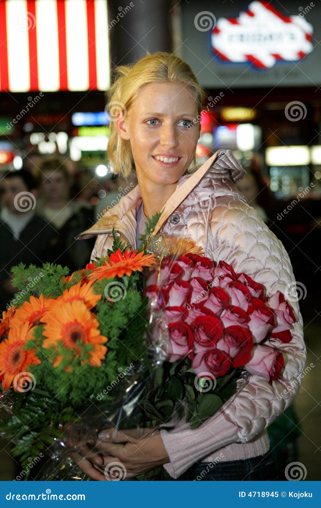 Elena Dementieva, Tennis Player Editorial Image - Image of dementieva ...