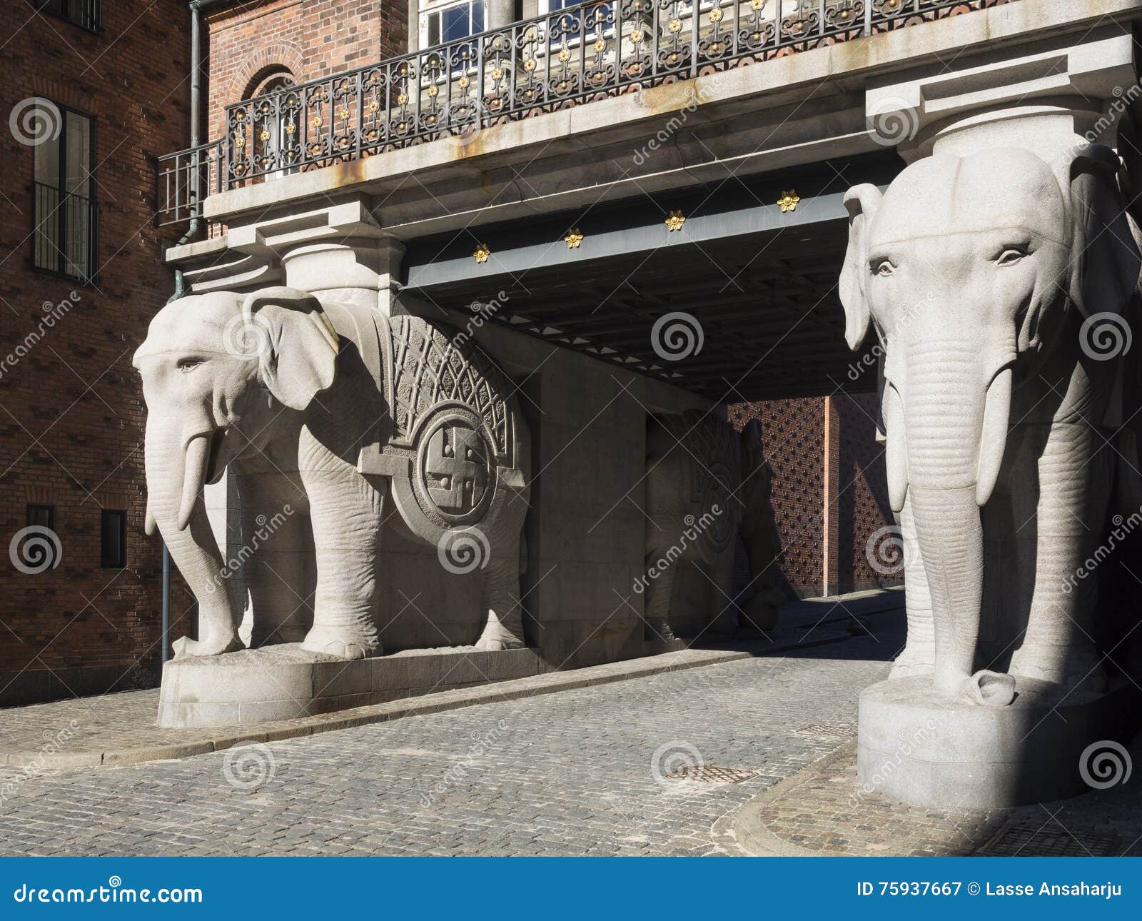 Elephant Gate editorial photography. Image of carlsberg - 75937667