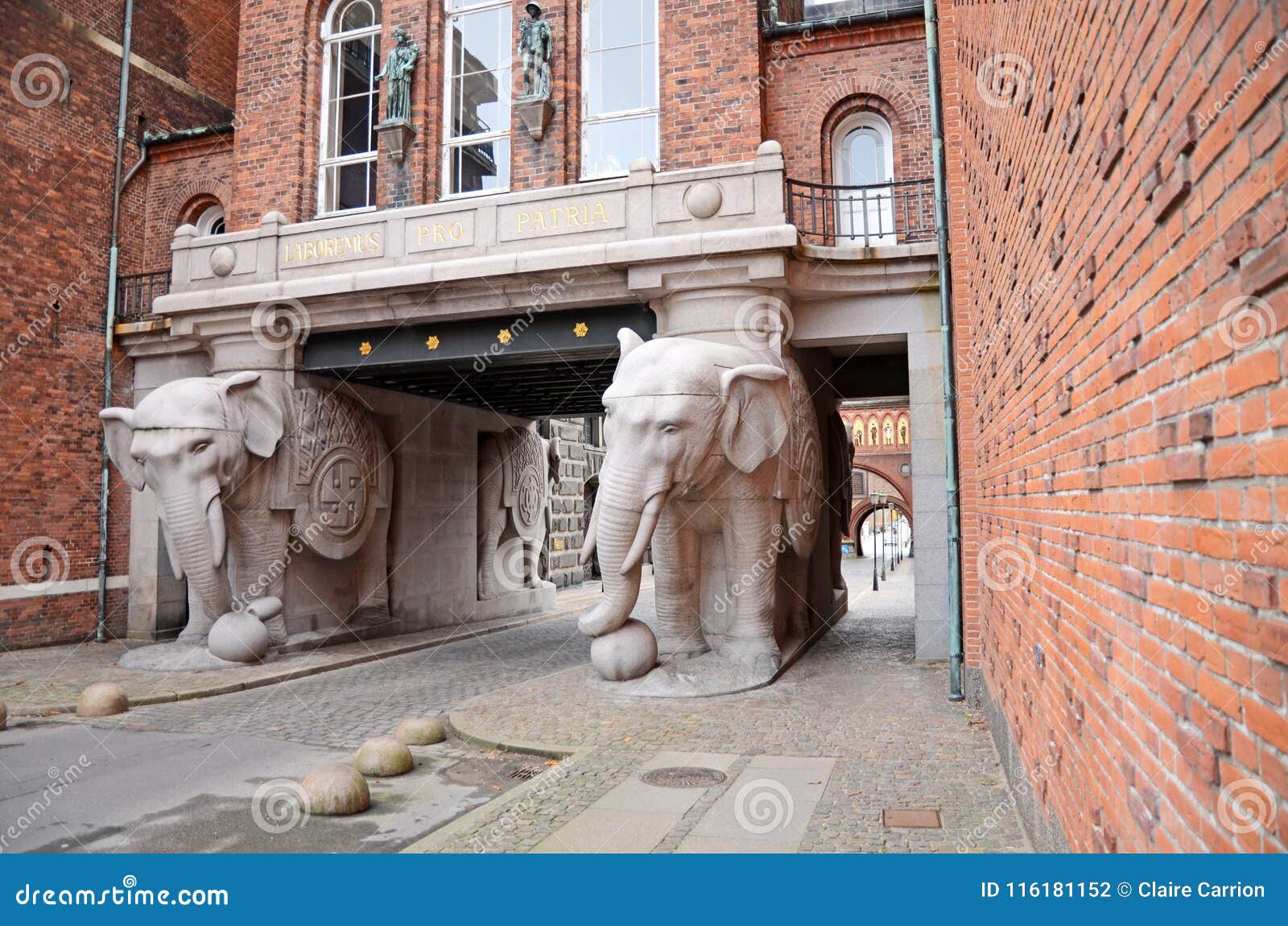 Elephant Gate Editorial Photo | CartoonDealer.com #75937667