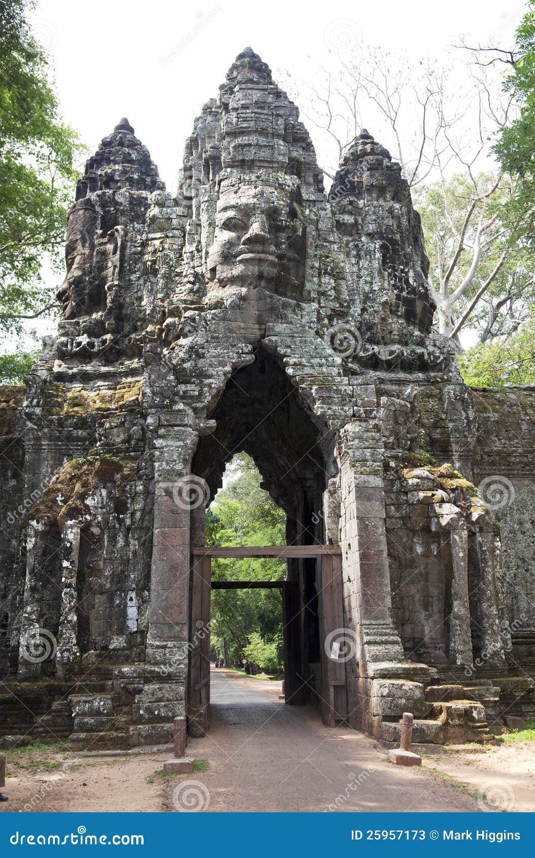 Elephant Gate Entrance Angkor Wat Cambodia Stock Image - Image of ...