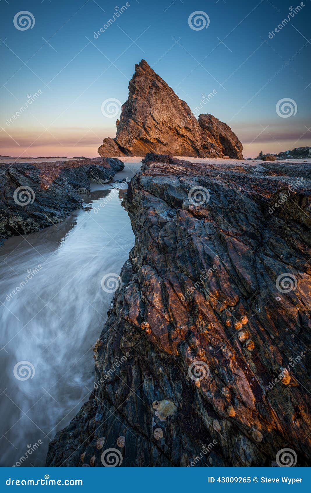 Elephant Rock in Queensland Stock Image - Image of elephant, rocks ...