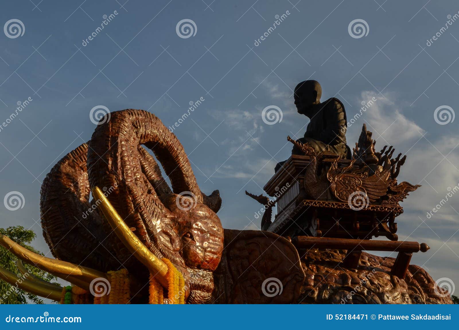 Statue Of Three Hindu Goddesses On The Roof Stock Image | CartoonDealer ...
