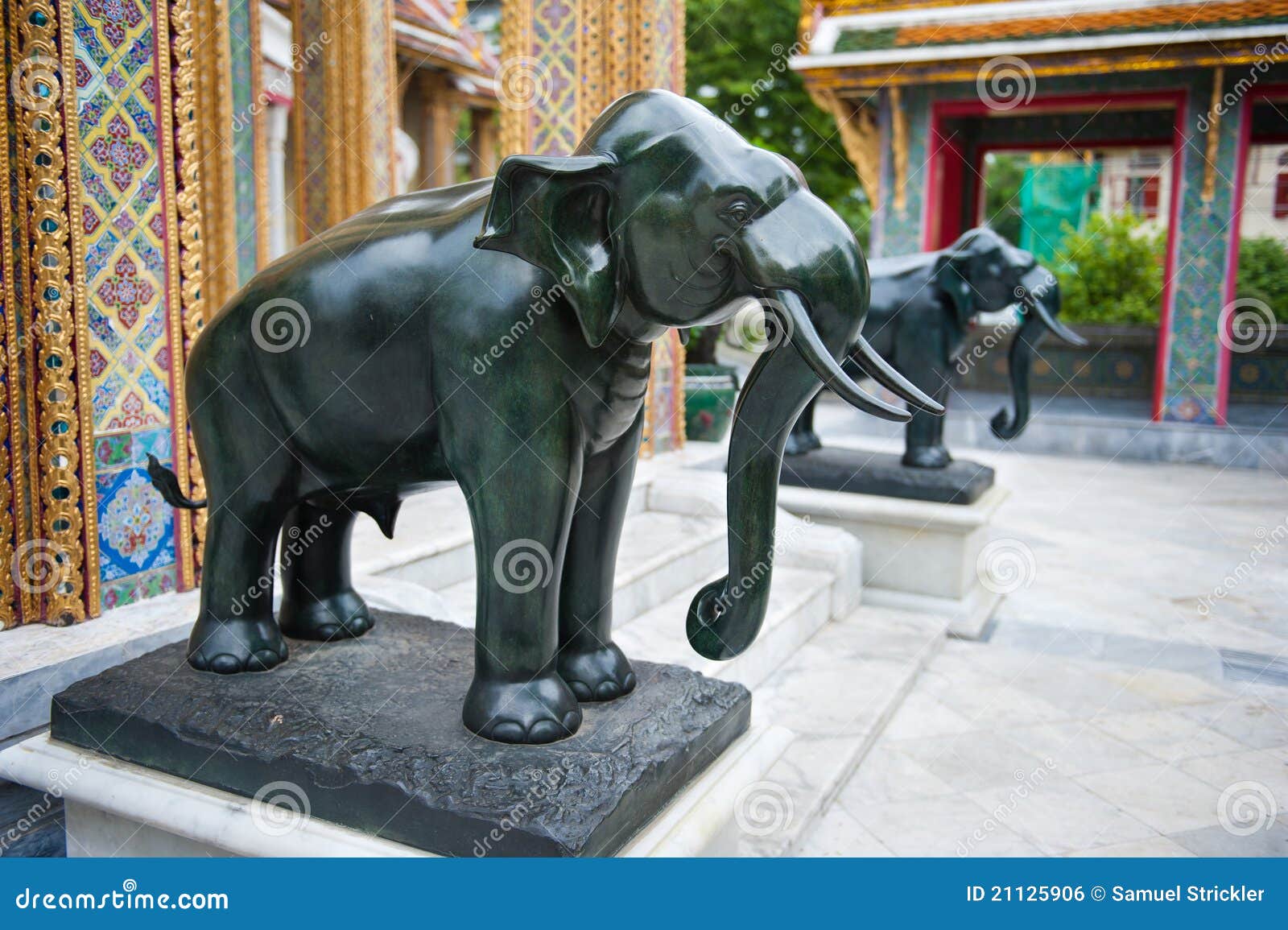 Elephant statues stock photo. Image of isolated, single - 21125906