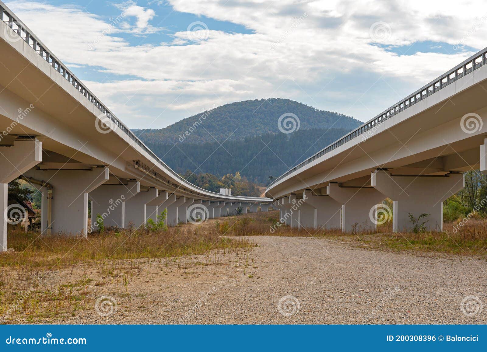 Elevated Dual Highway Overpass Stock Photo - Image of lane ...