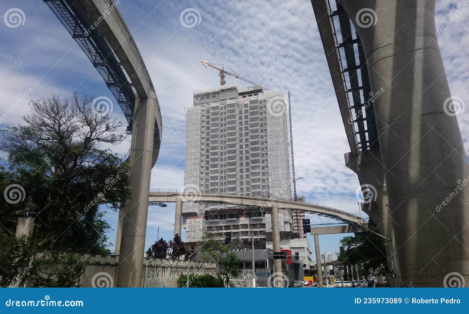 ELEVATED MONORAIL STRUCTURE Stock Image - Image of train, design: 235973089