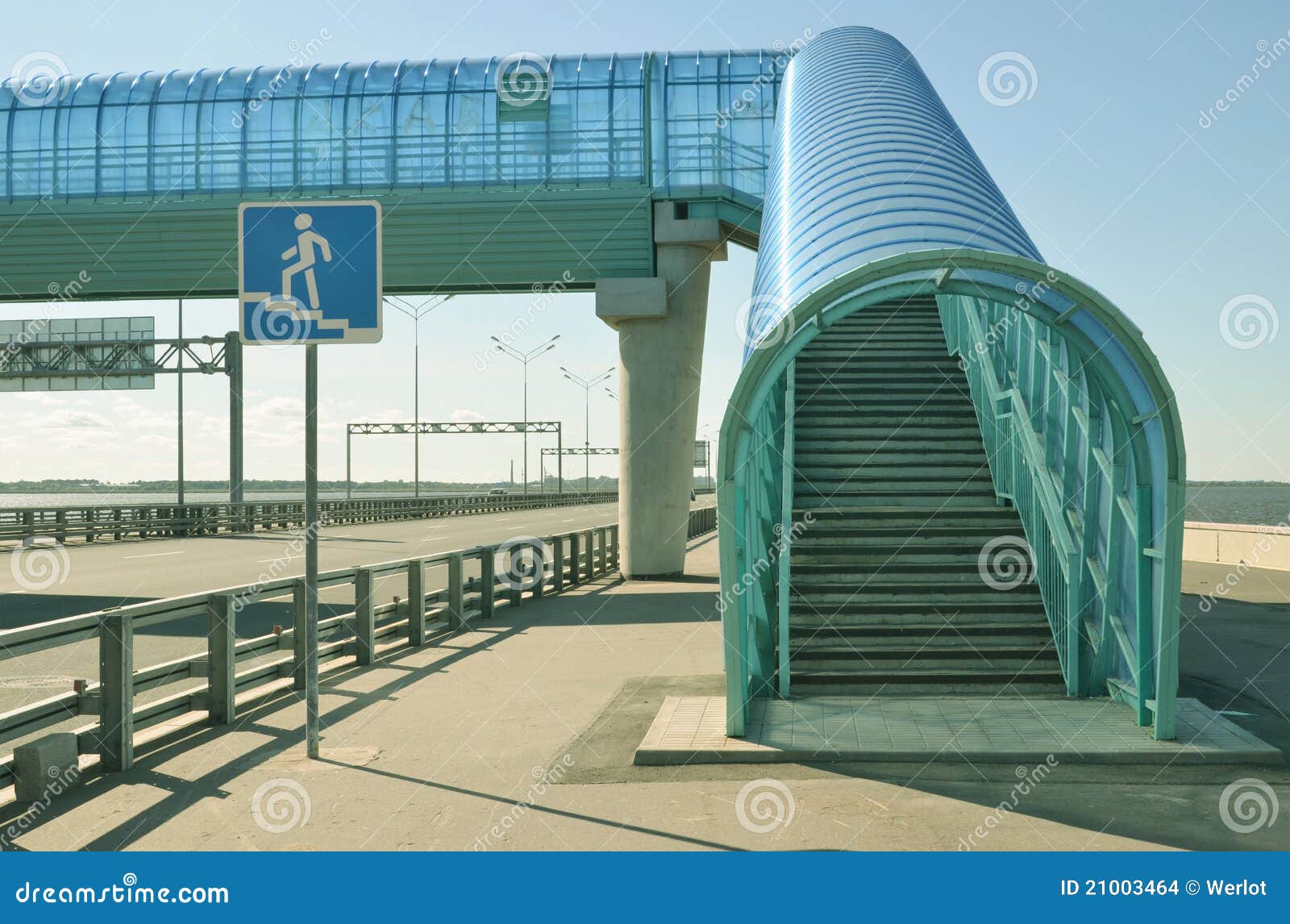 Elevated Pedestrian Crossing Stock Photo - Image of angle, bridge: 21003464