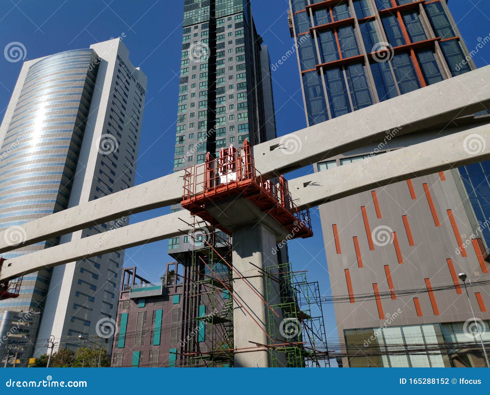 The Elevated Pink Line Transportation System Editorial Photography ...