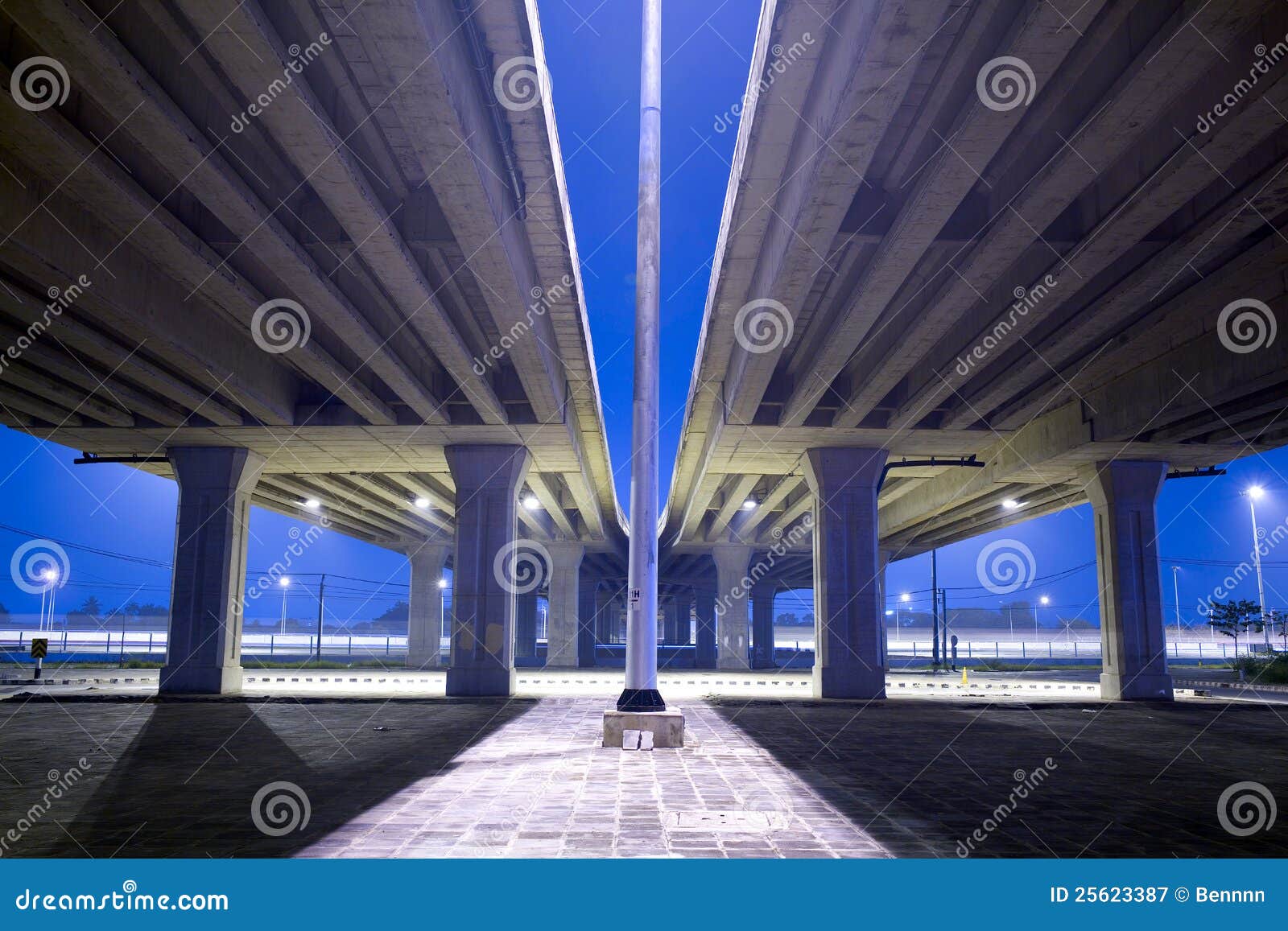 Elevated traffic highway stock image. Image of junction - 25623387