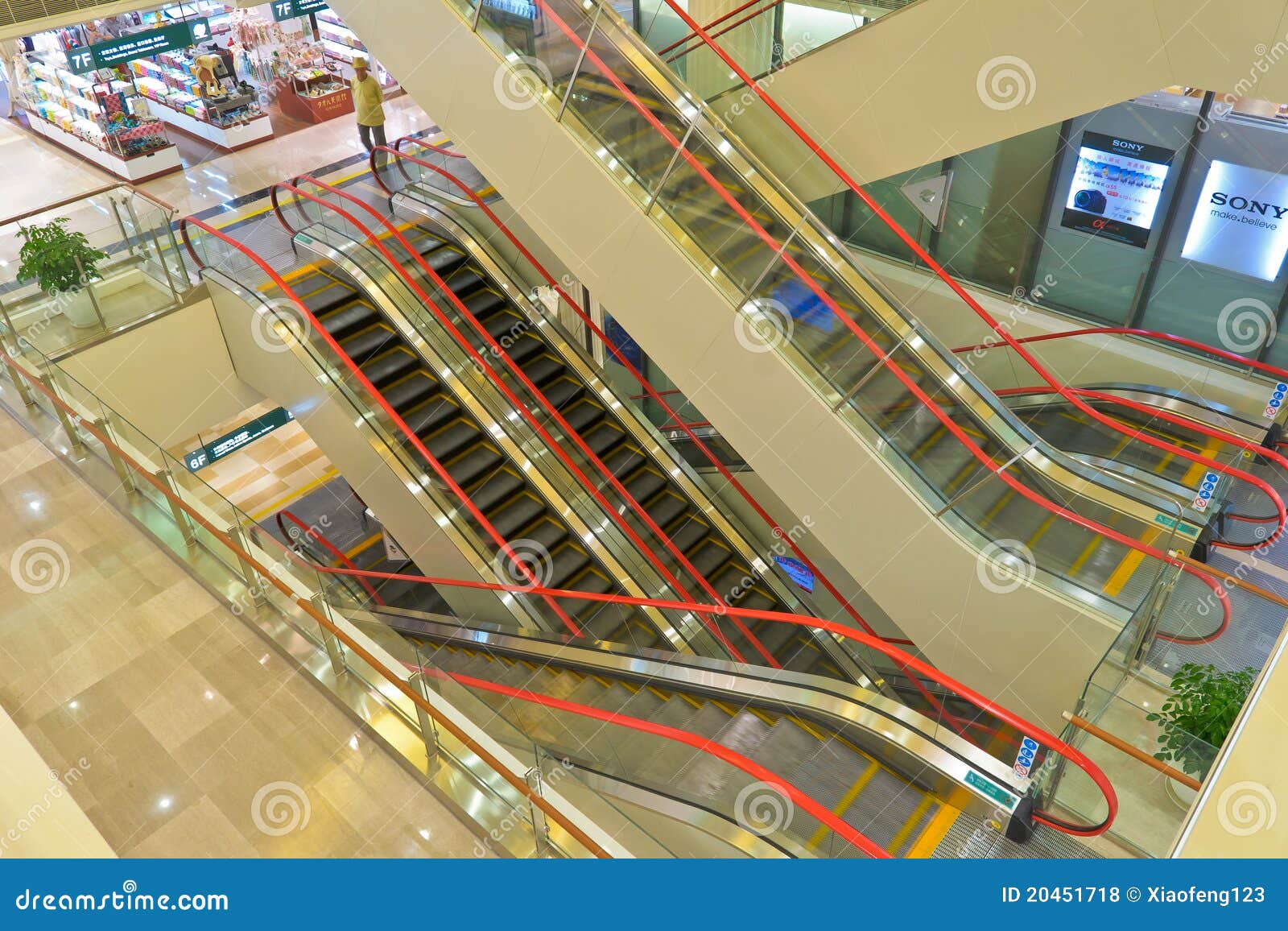 Elevator editorial stock photo. Image of market, busy - 20451718