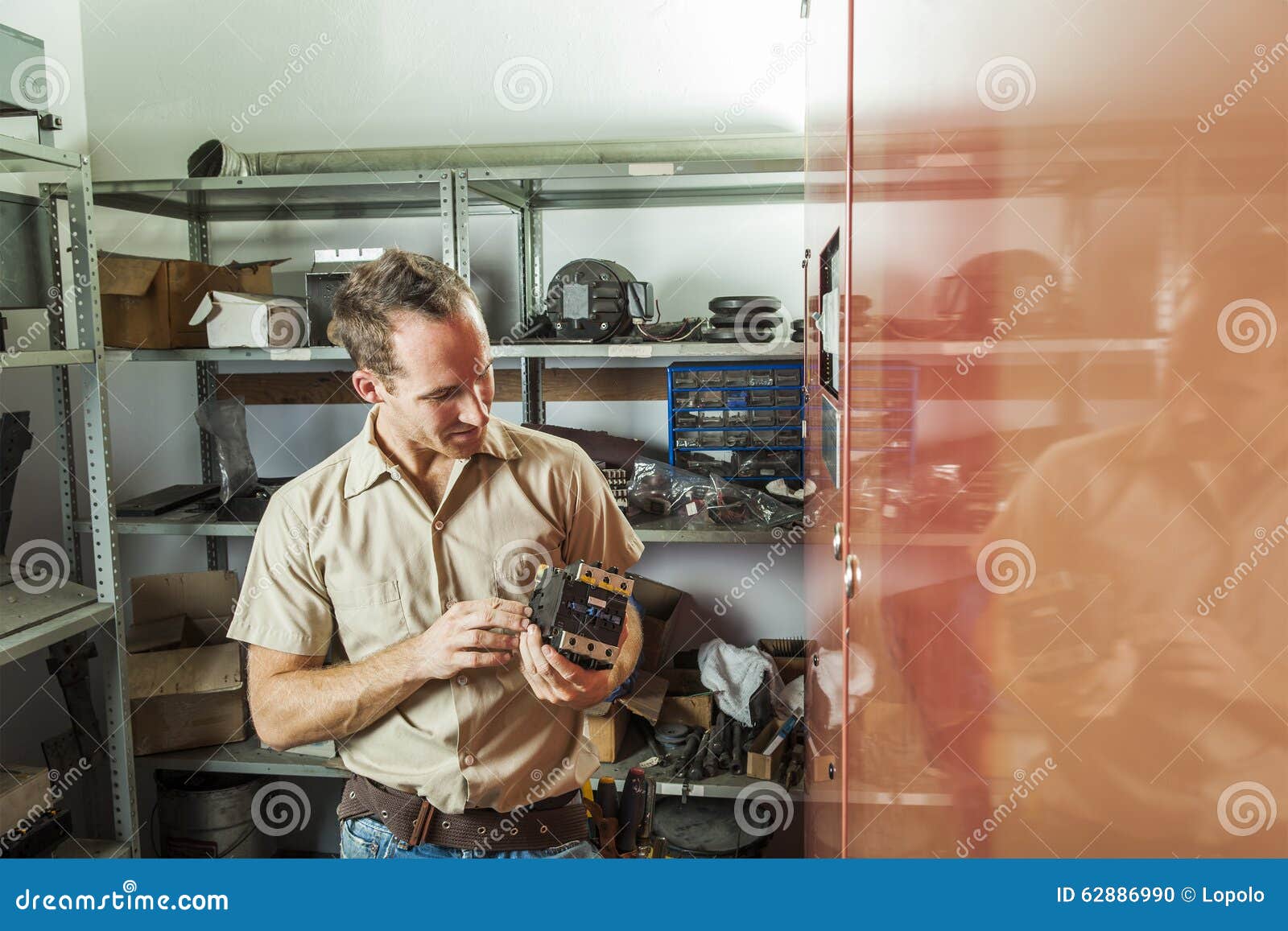 Elevator Repair Man at Work Stock Photo - Image of checking, parer ...