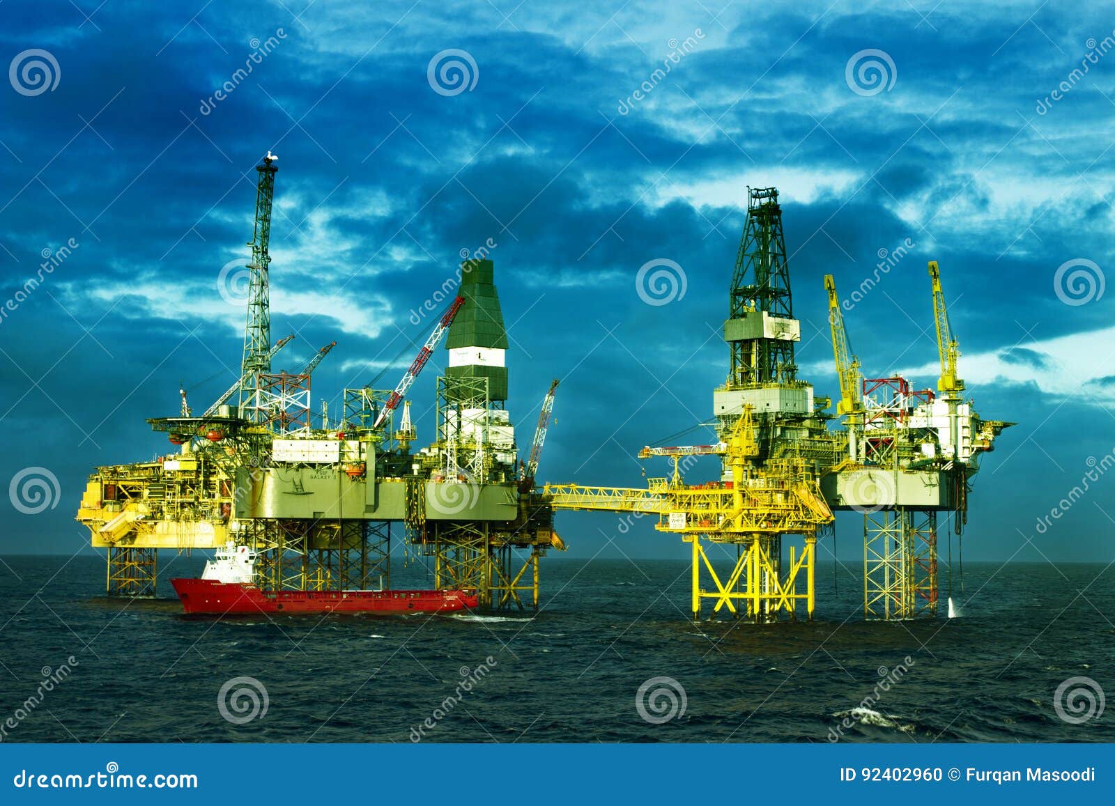 Elgin Gas Field North Sea redaktionell foto. Bild av malmletare - 92402960