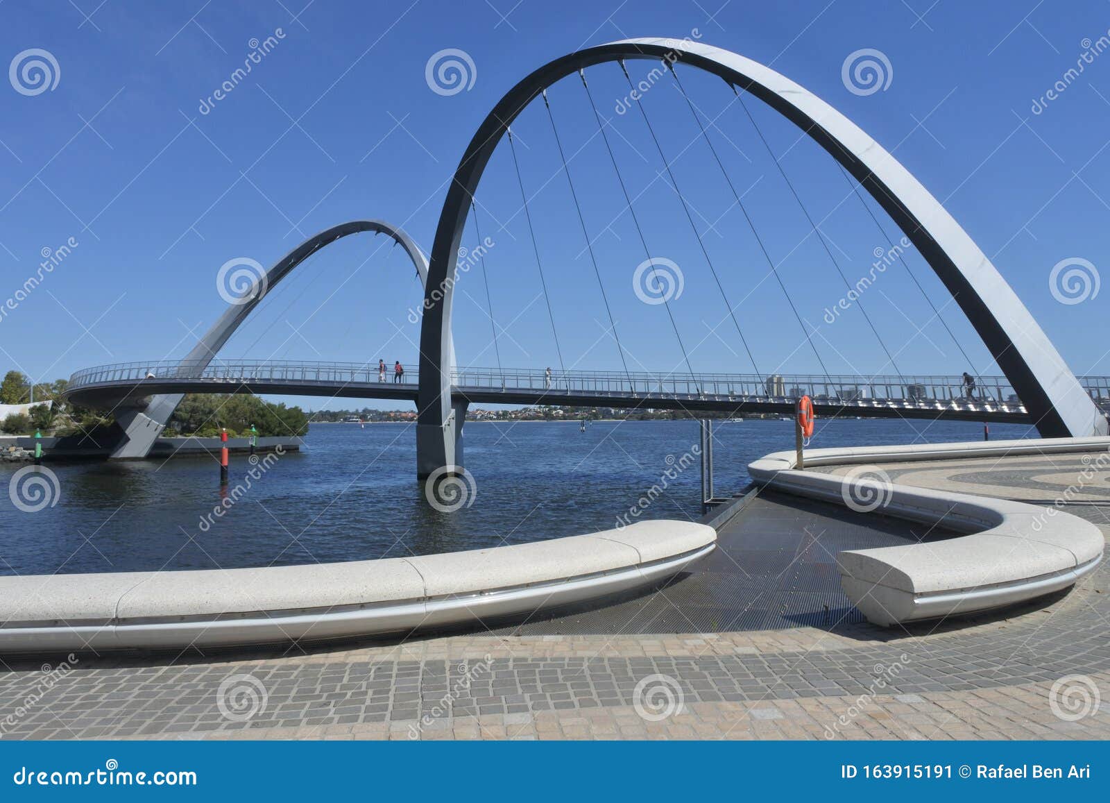 Elizabeth Quay Bridge Editorial Image | CartoonDealer.com #214604960 Elizabeth Quay Bridge Editorial Image | CartoonDealer.com #214604960