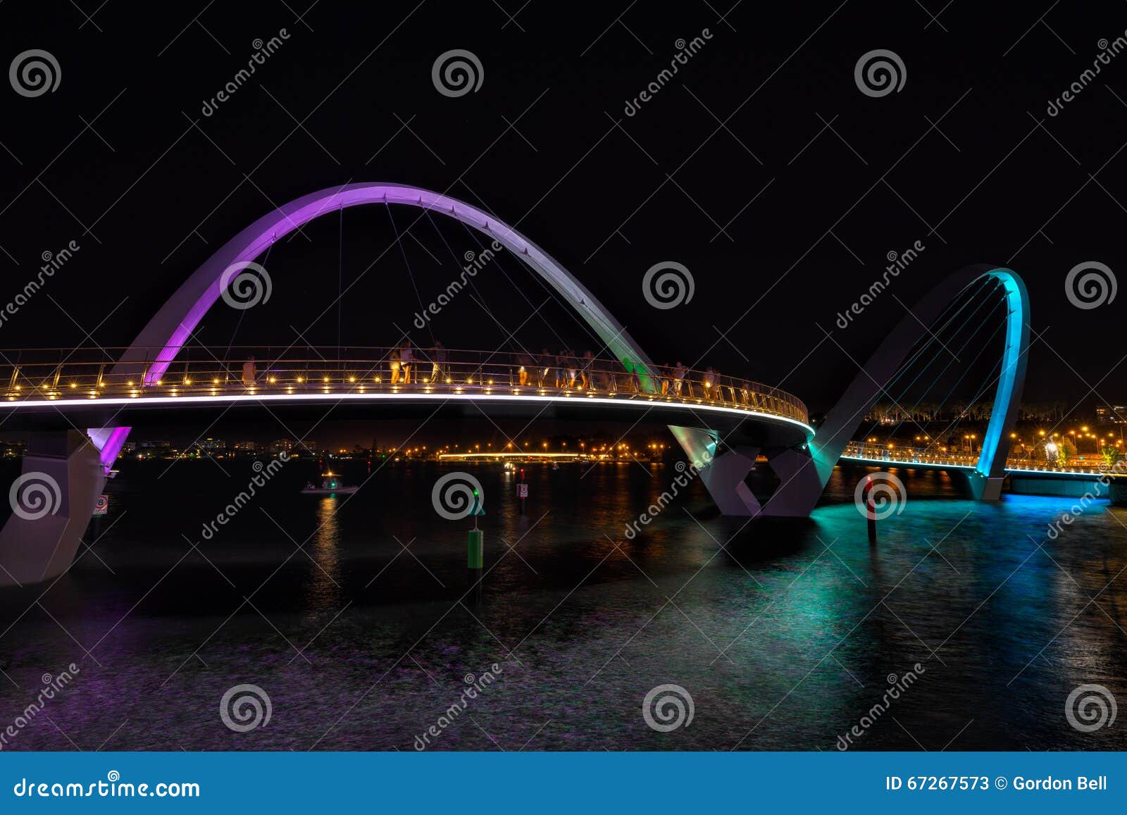 Elizabeth Quay in Perth editorial stock photo. Image of quay - 67267573