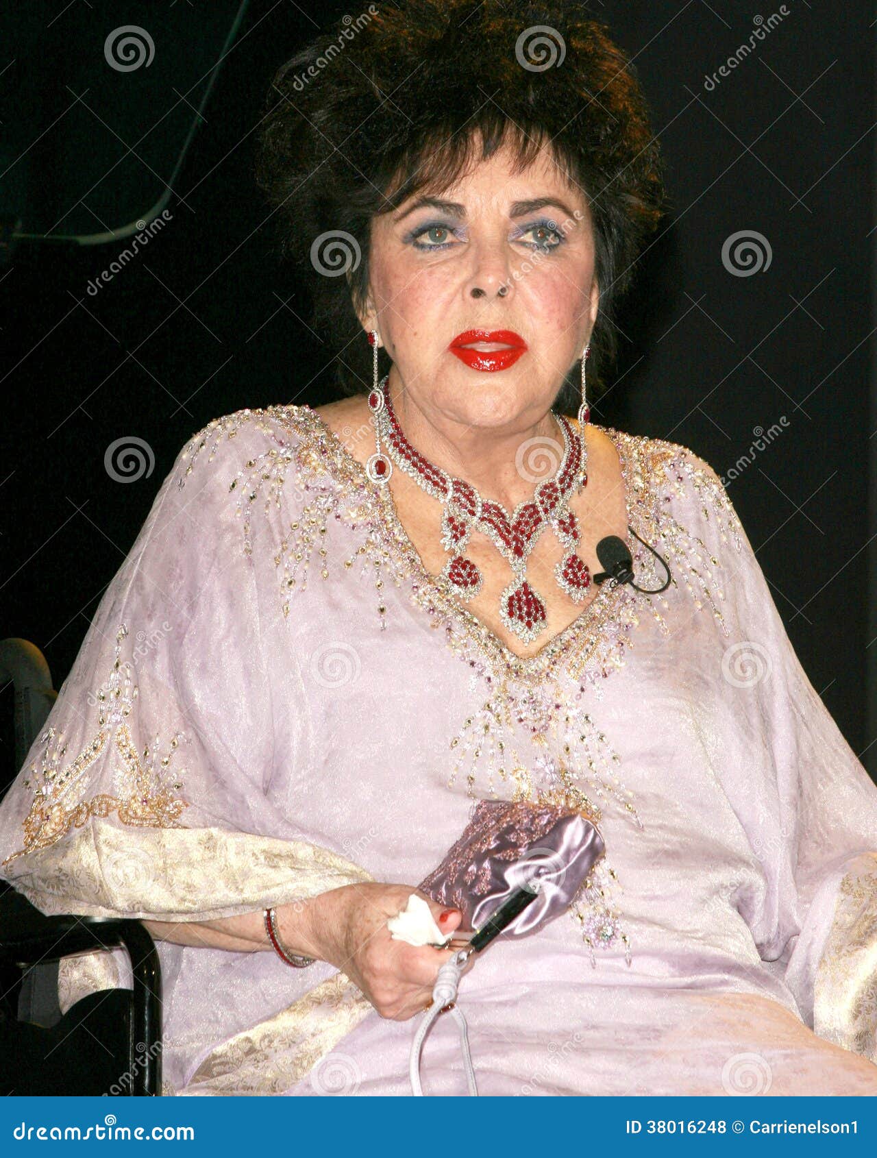 Elizabeth Taylor editorial stock photo. Image of moni - 38016248
