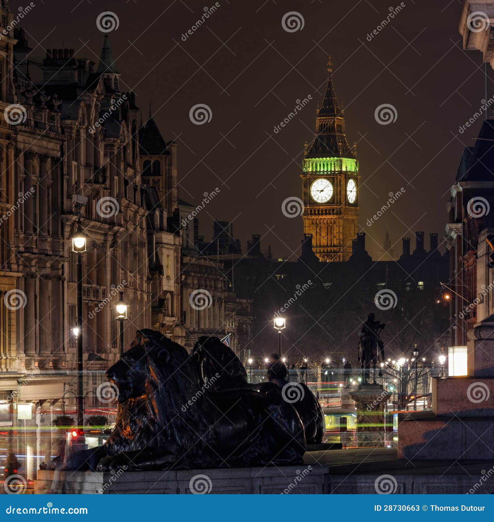 Elizabeth Tower Seen from Trafalgar Square at Night Editorial Stock ...