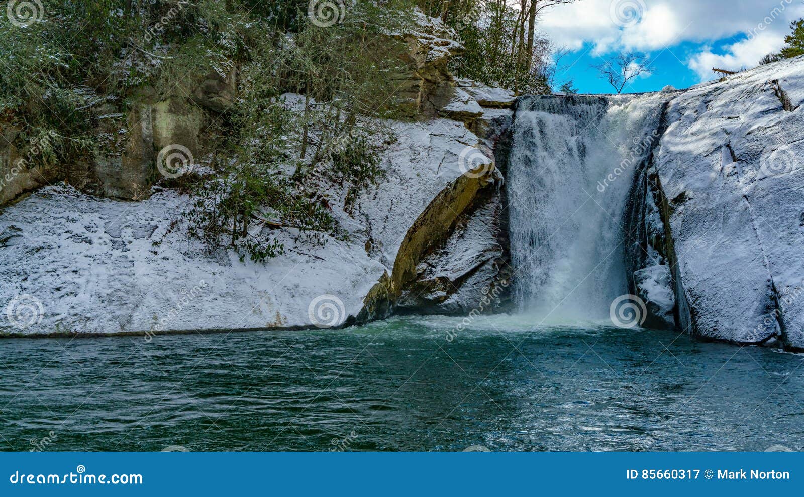 Elk River Falls stock image. Image of waterfall, wilderness - 85660317