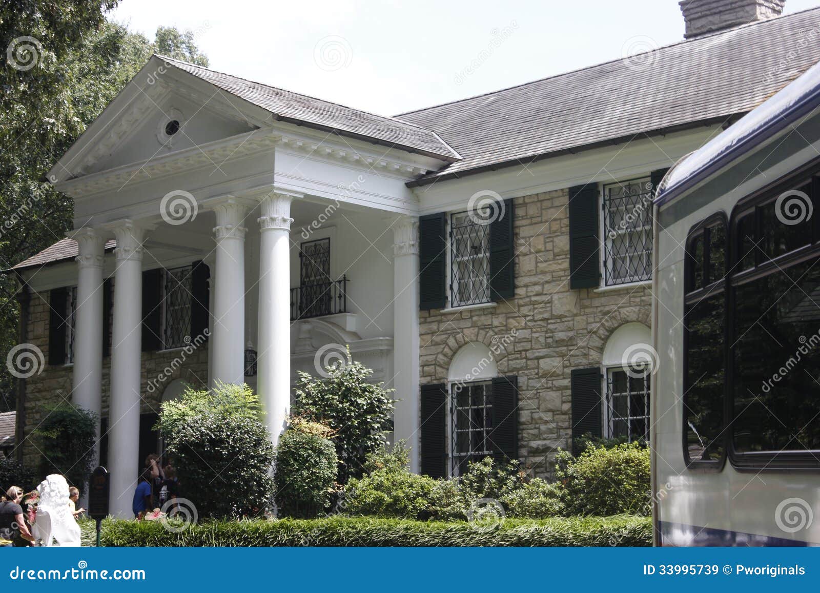 Elvis Presley Graceland Mansion Editorial Stock Image - Image of ...