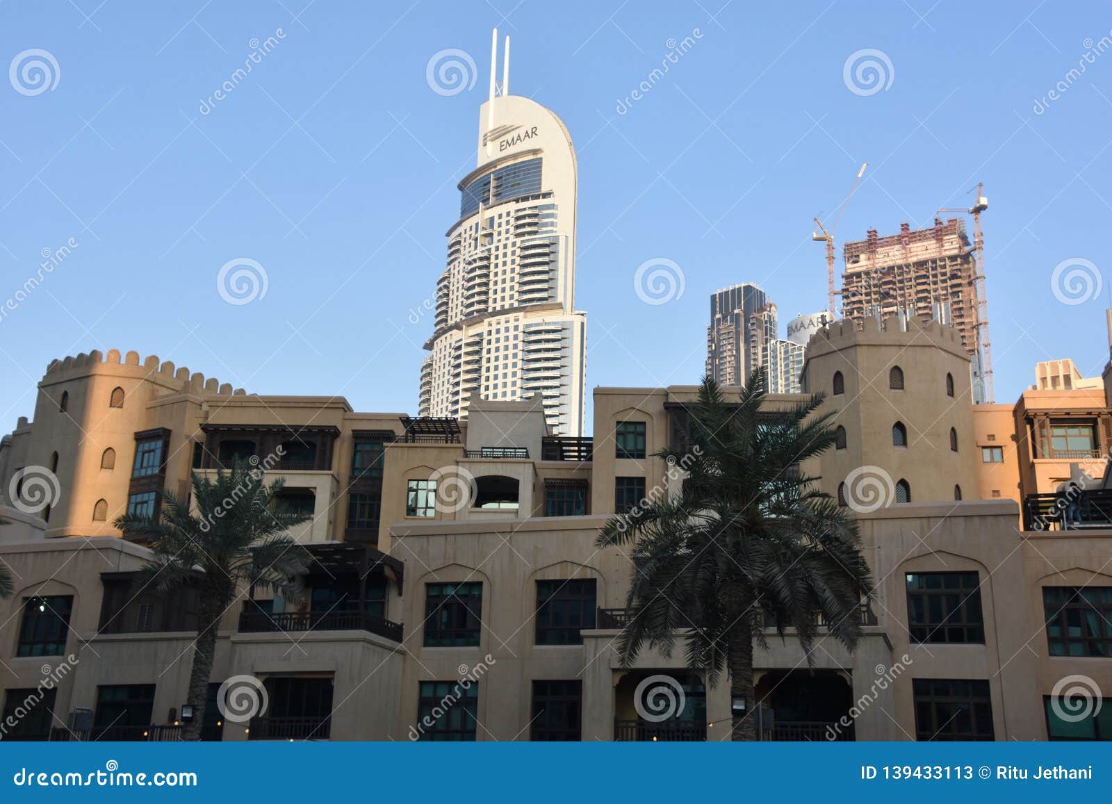 Emaar Boulevard in Dubai, UAE Editorial Stock Photo - Image of ...