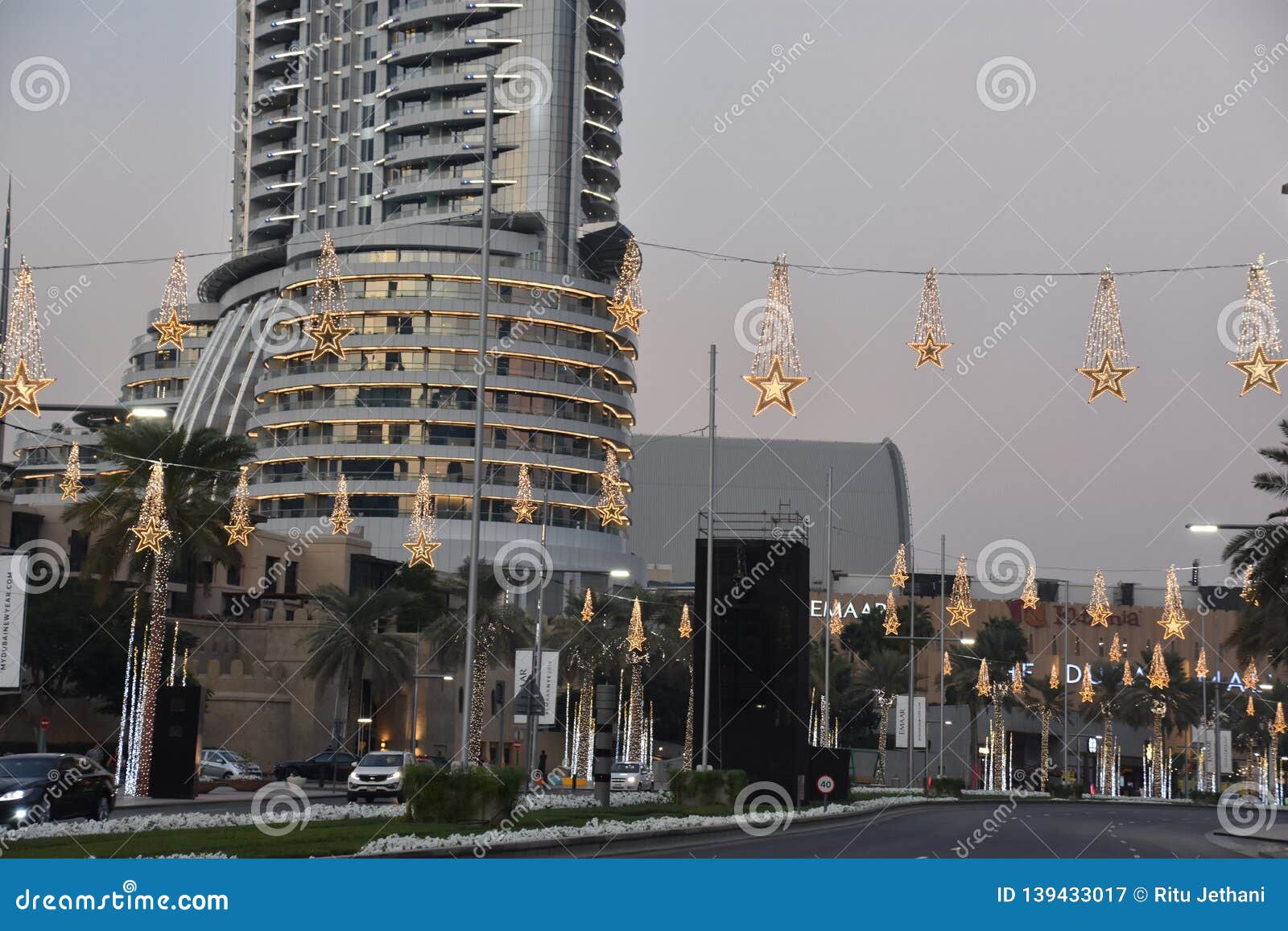 Emaar Boulevard in Dubai, UAE Editorial Photography - Image of gulf ...