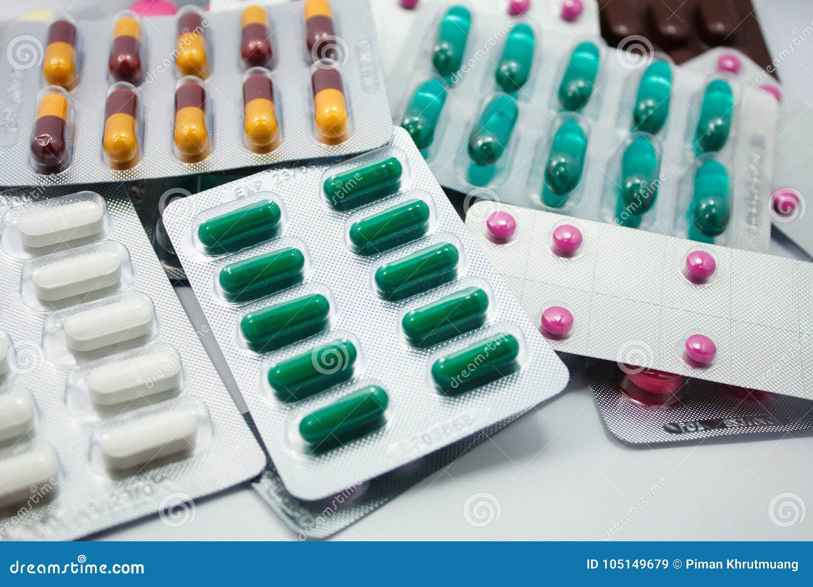 Embalagem De Comprimidos Da Medicina Imagem de Stock - Imagem de droga ...