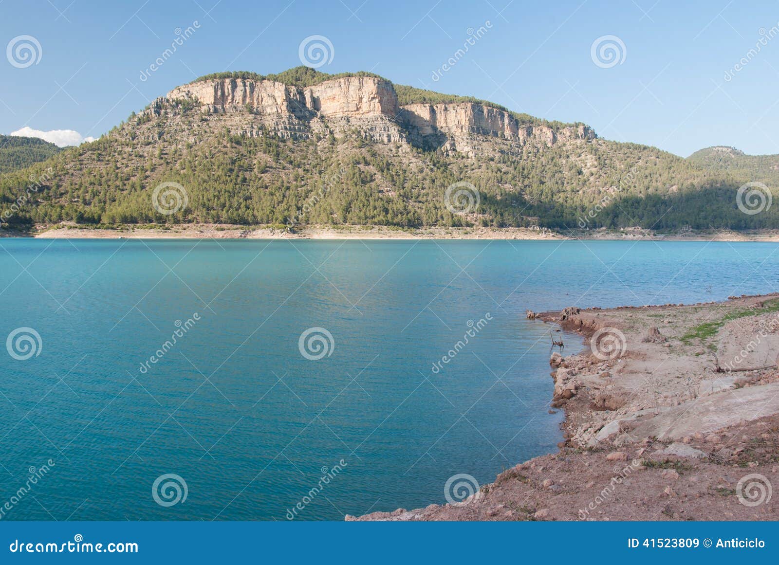 Embalse DE Arenoso stock afbeelding. Image of tijd, spanje - 41523809