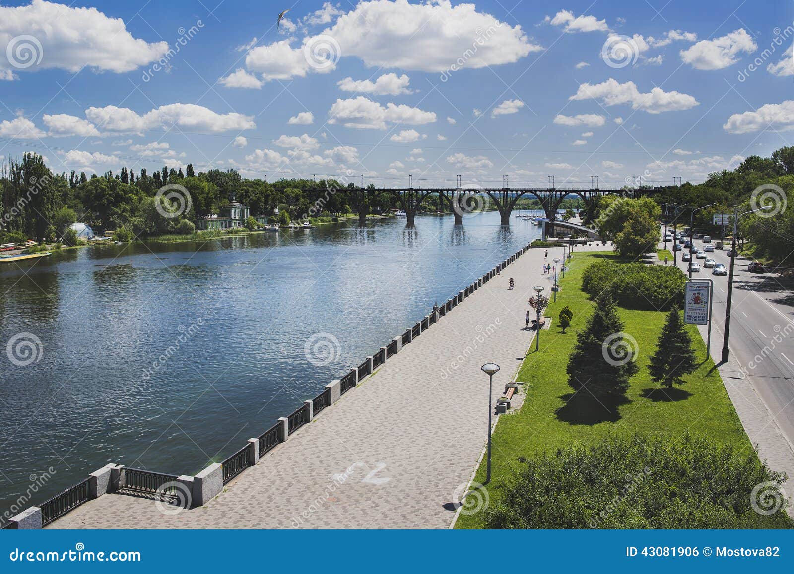 Embankment of the Dnieper River Editorial Photo - Image of reflection ...