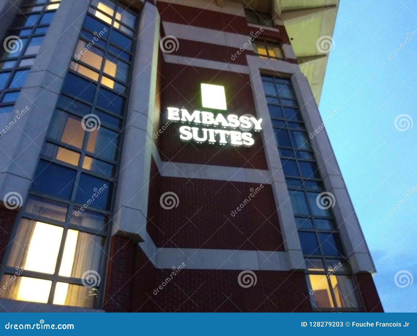 Embassy Suites editorial stock photo. Image of logo - 128279203