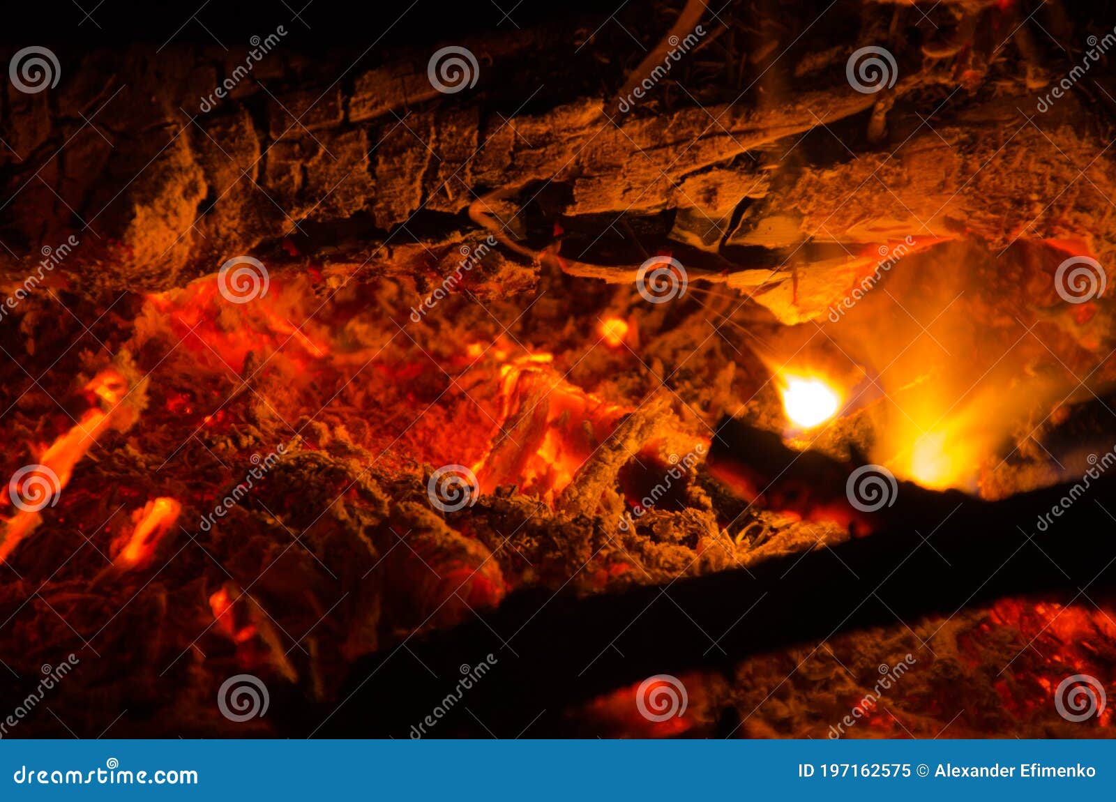 Embers Burn Down in a Hardwood Fire Stock Image - Image of ember, grill ...