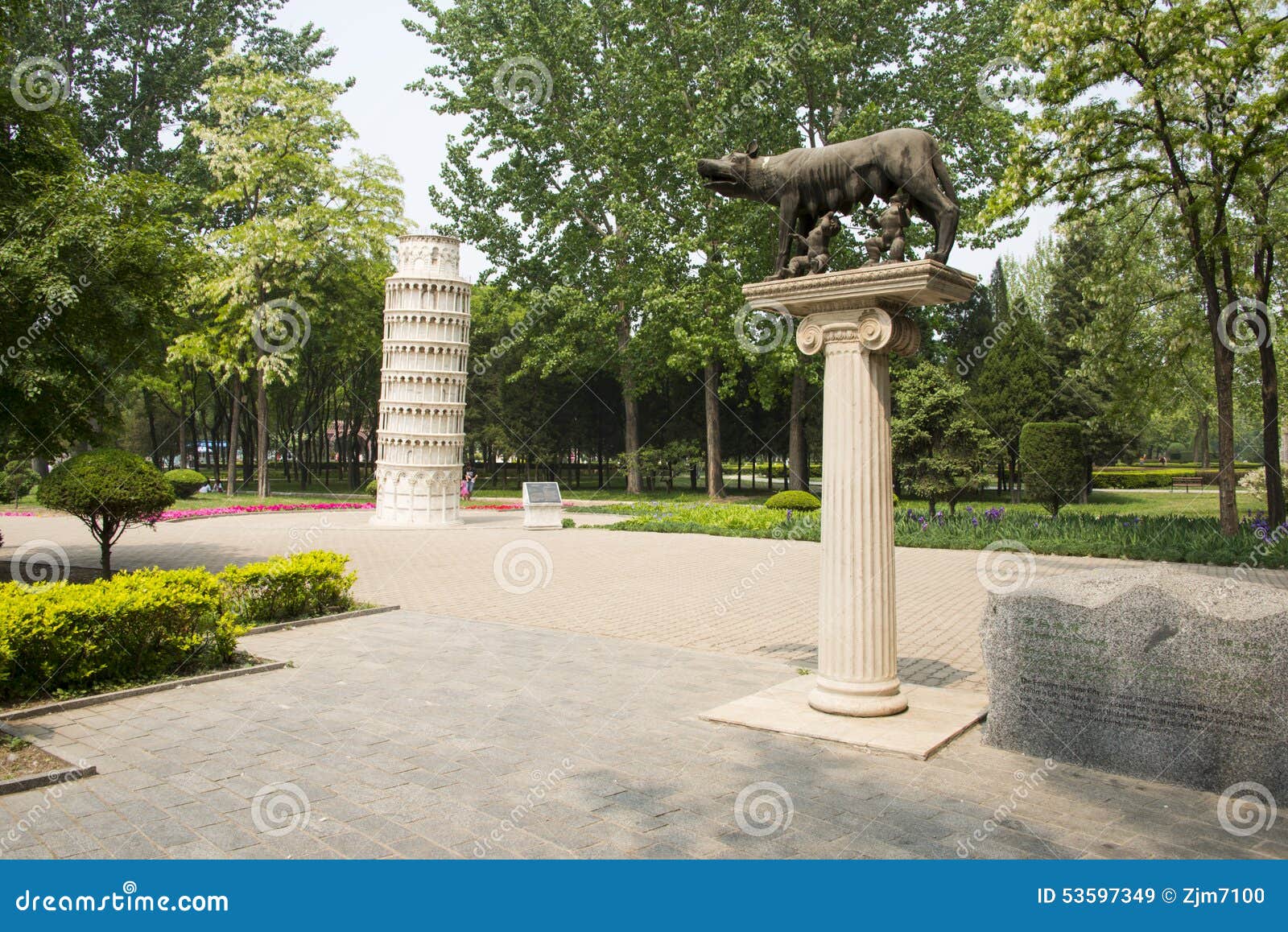 Emblema Da Cidade De Roma, Torre Inclinada De Pisa Imagem de Stock ...