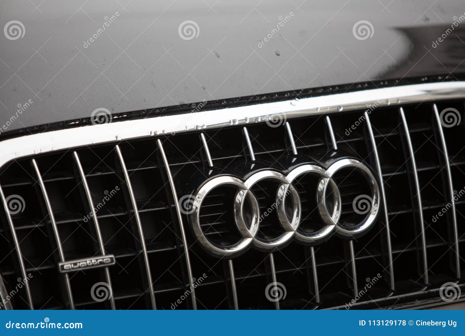 Emblema do carro de Audi foto de stock editorial. Imagem de carros ...