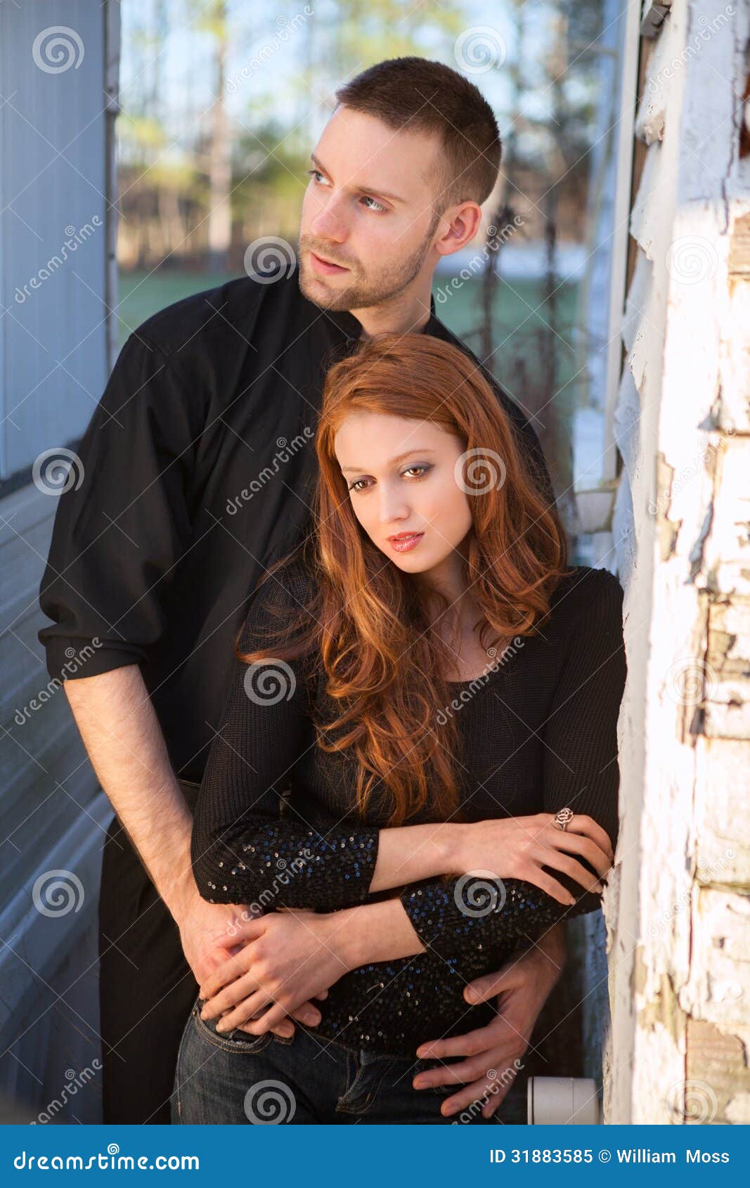 Embracing Couple Royalty Free Stock Photo - Image: 31883585