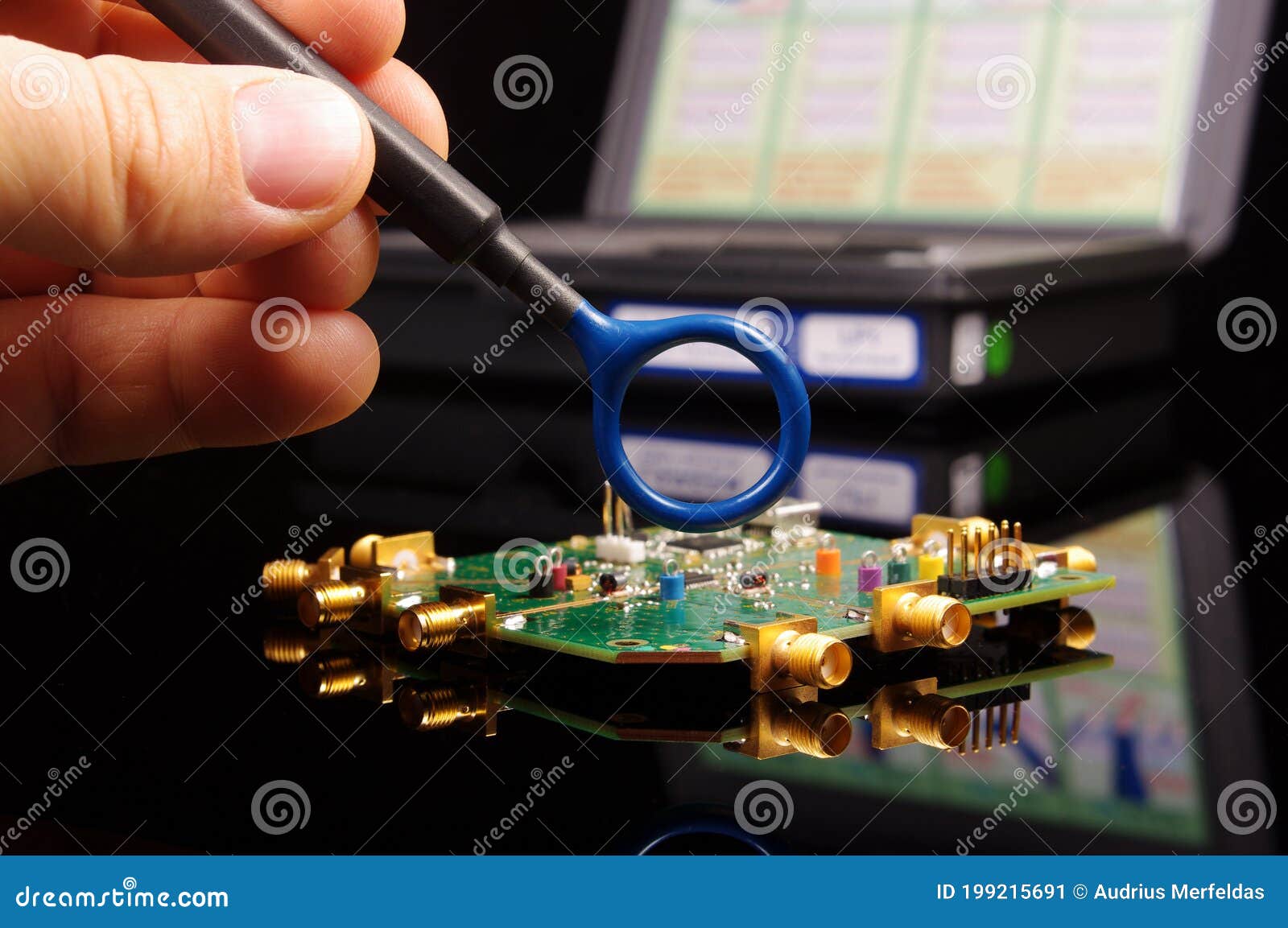 EMC Engineer Analyzing PCB Using Near-field Probe Stock Image - Image ...
