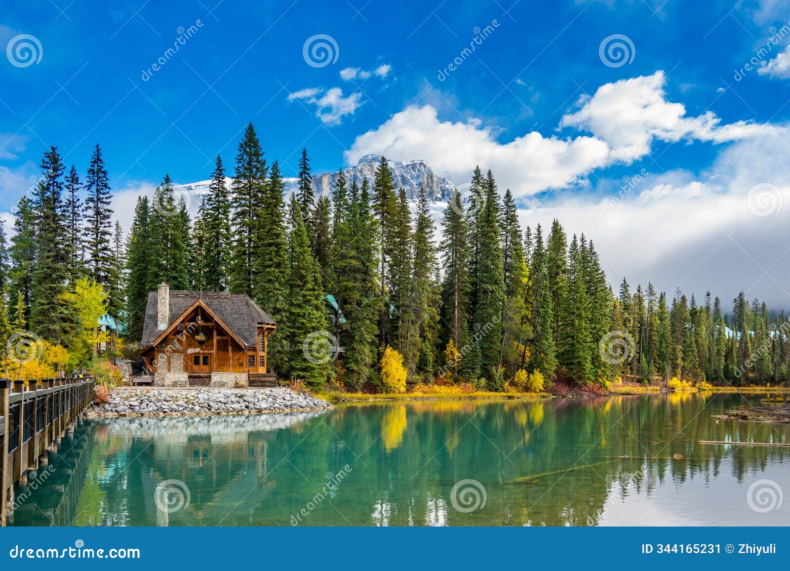 Emerald Lake Yoho National Park Banff Stock Image - Image of park ...