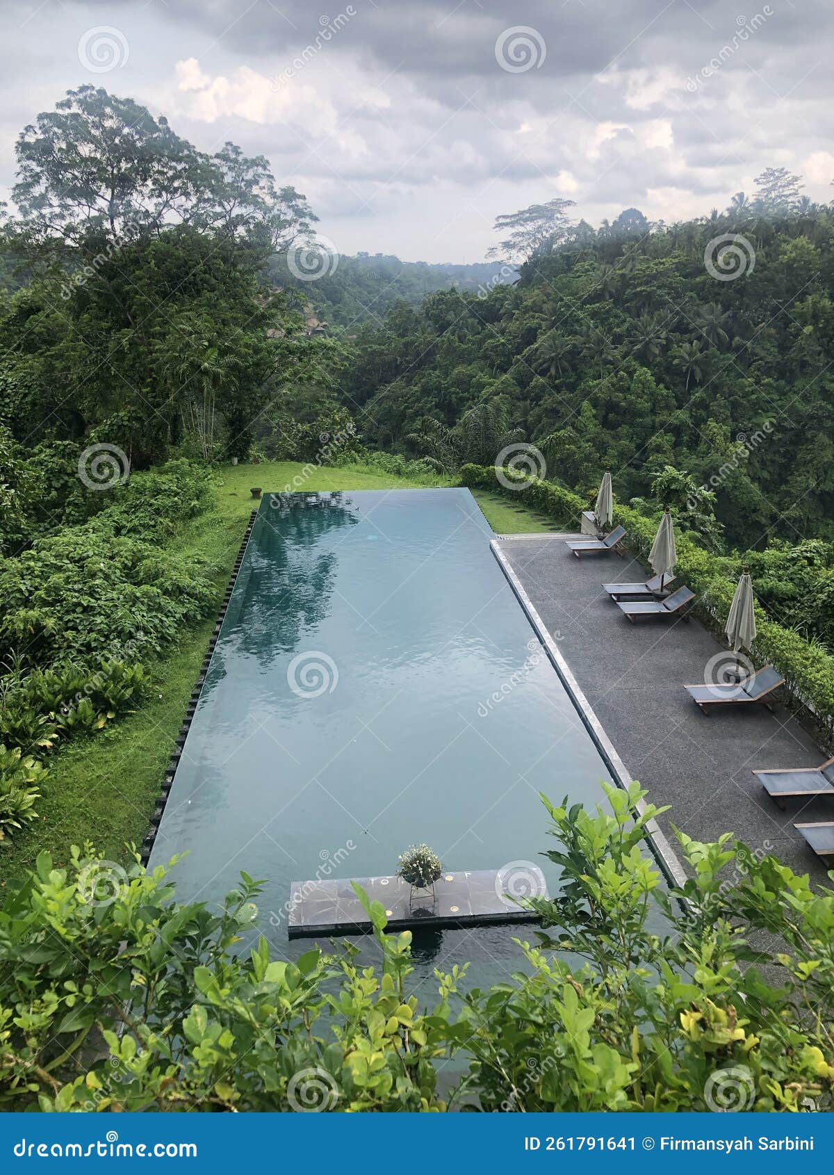 Emerald pool stock image. Image of lush, gardens, pool - 261791641