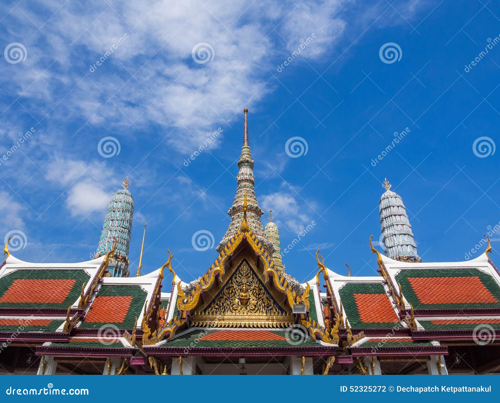 Emerald Temple, Bangkok, Thailand Stock Photo - Image of temple ...