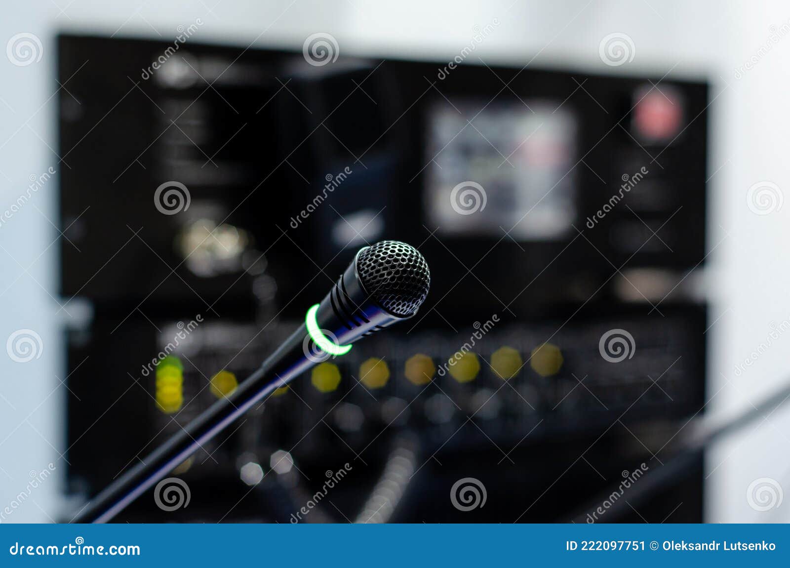 Emergency Call Center. Radio Communication Service and Emergency Calls ...