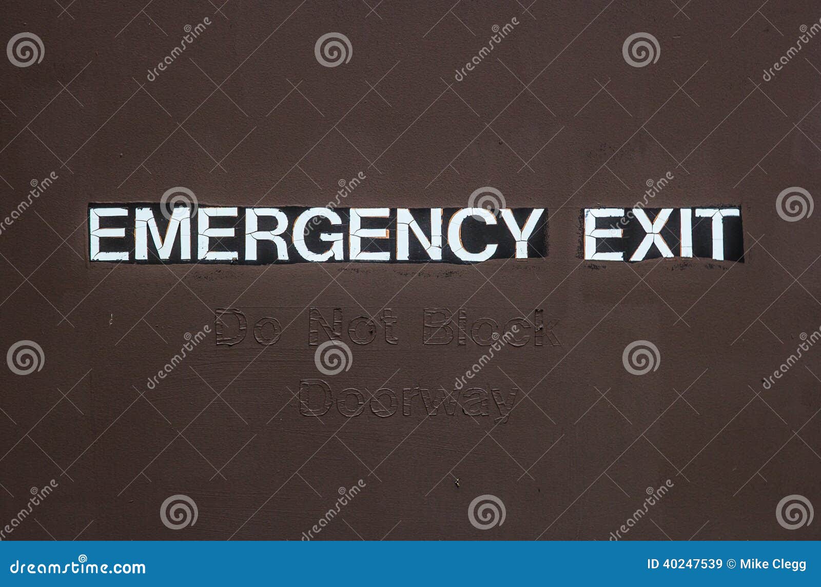 Emergency Exit Sign on a Door Stock Image - Image of entrance, typical ...