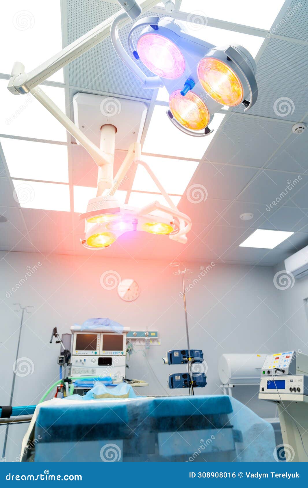 Emergency Interior Ward in Hospital. Medical Modern Ward with ...