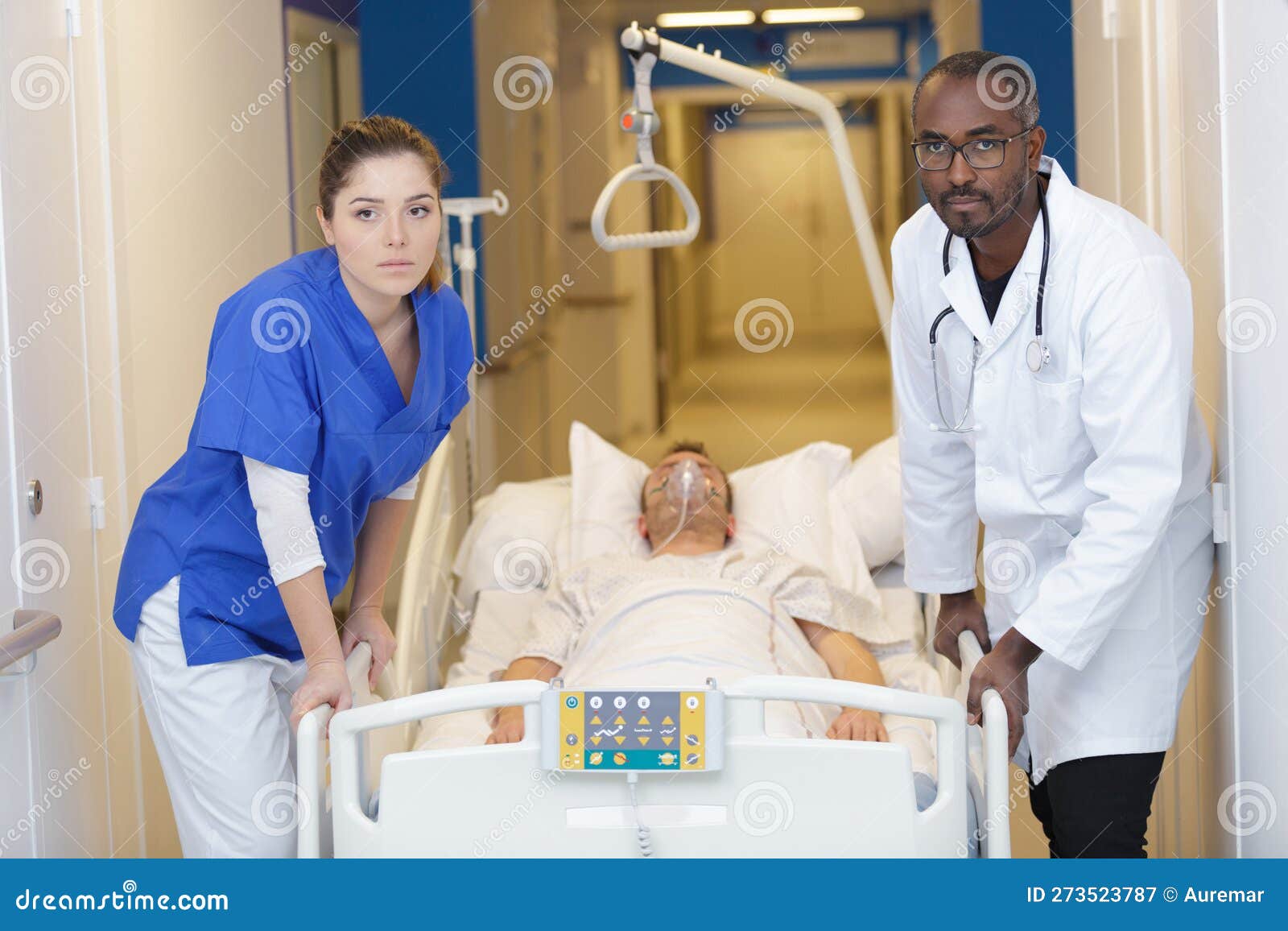 Emergency Operations in Hospital Stock Image - Image of team, urgent ...
