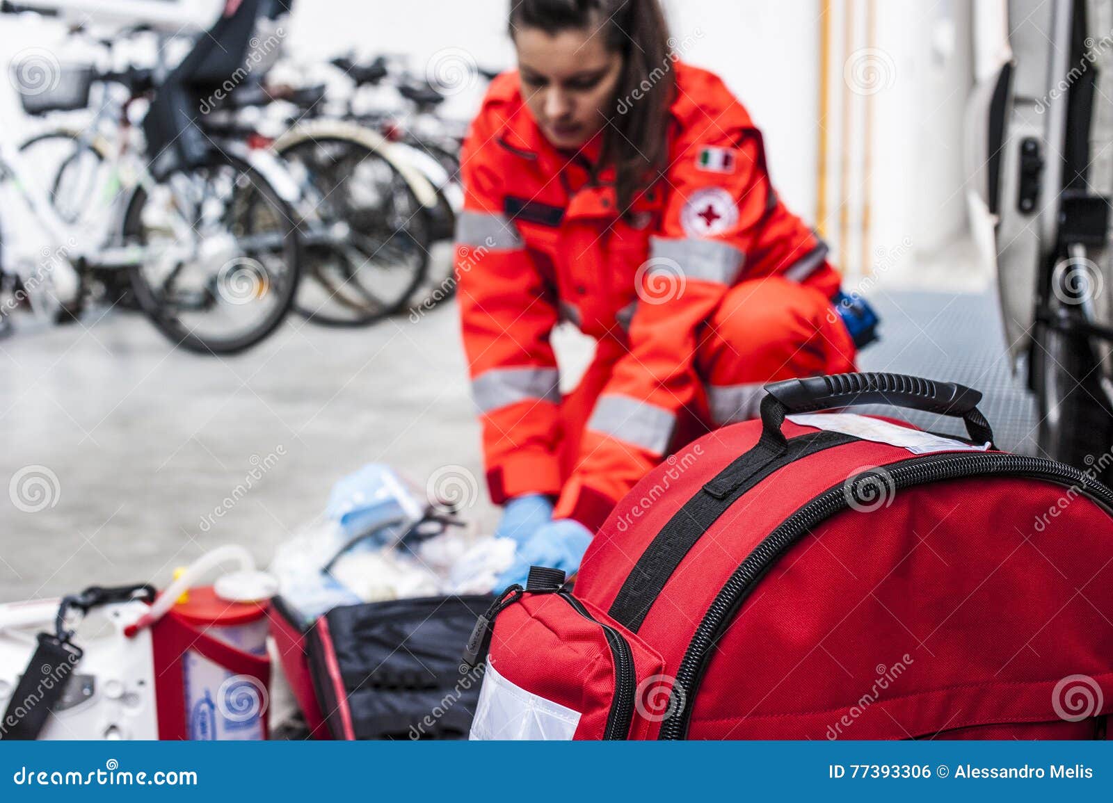 Emergency Operator in Action Editorial Photo - Image of rucksack, fatal ... Emergency Operator in Action Editorial Photo - Image of rucksack, fatal ...