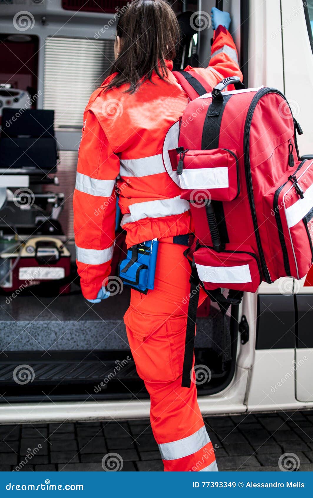 Emergency Operator in Action Stock Image - Image of assistance, cardiac ...