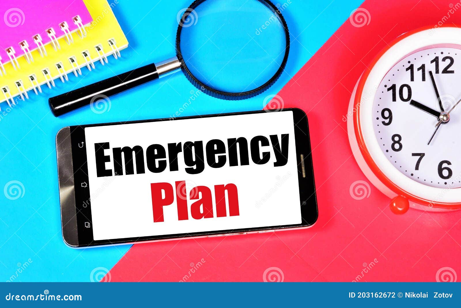 Emergency Plan. Text Message on the Smartphone Screen Stock Photo ...