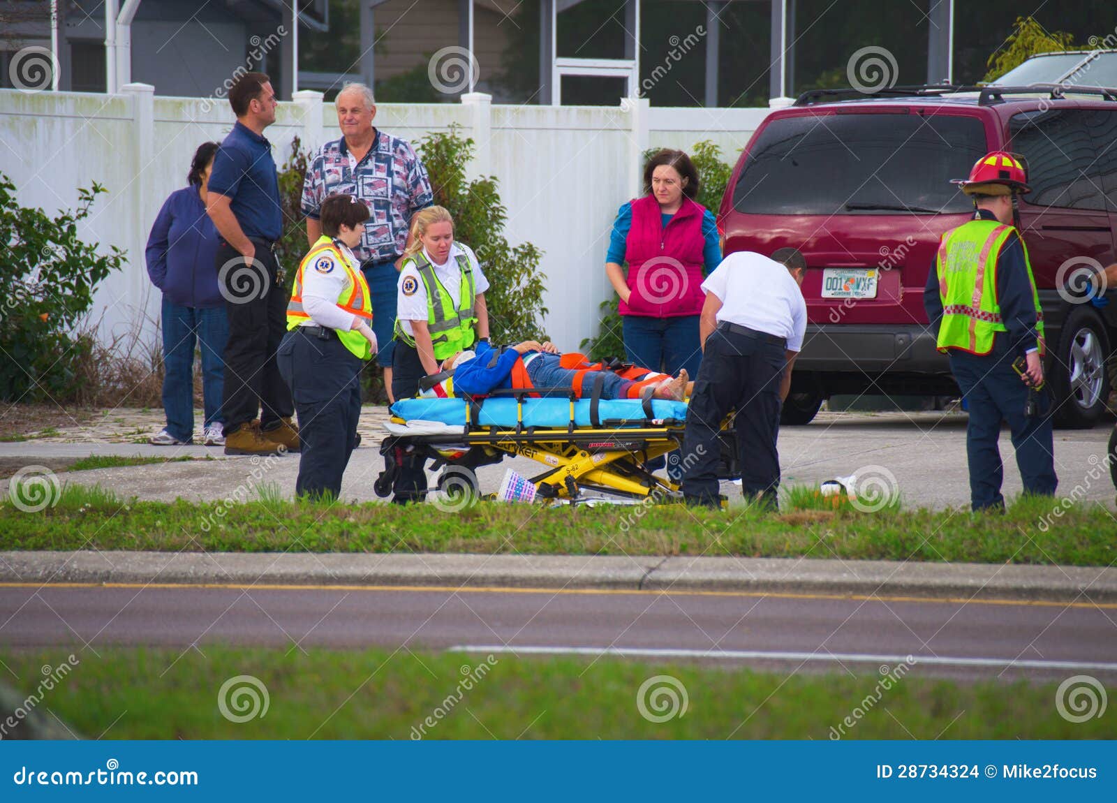 Emergency Response To Injured Pedestrian Editorial Stock Image - Image ...