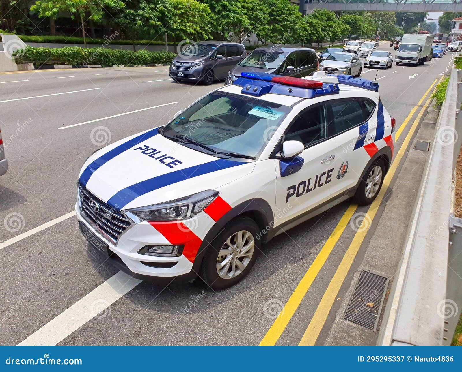 Emergency Service Singapore Police Editorial Photography - Image of ...