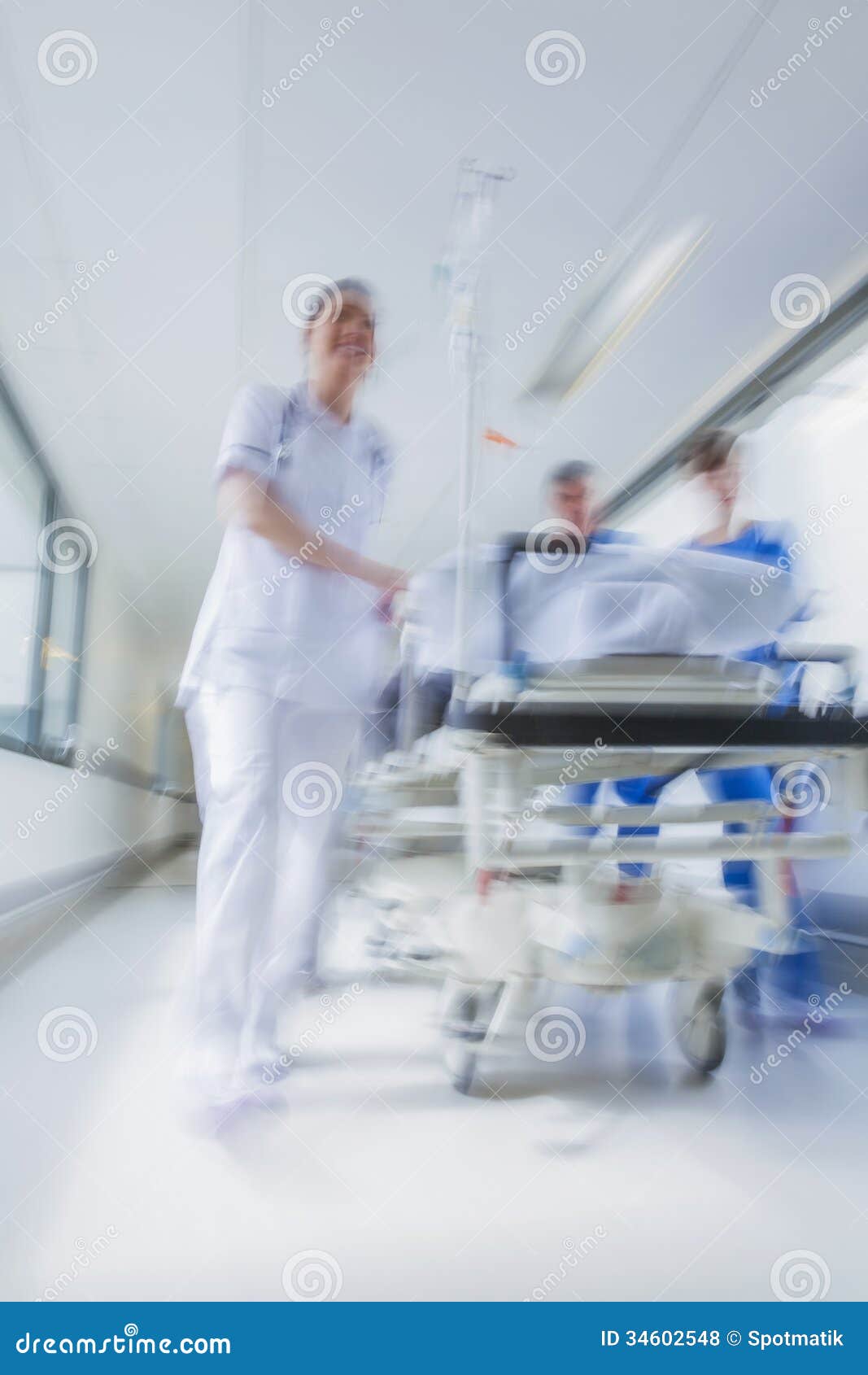 Emergenza Paziente Dell'ospedale Della Barella Della Barella Del Mosso ...