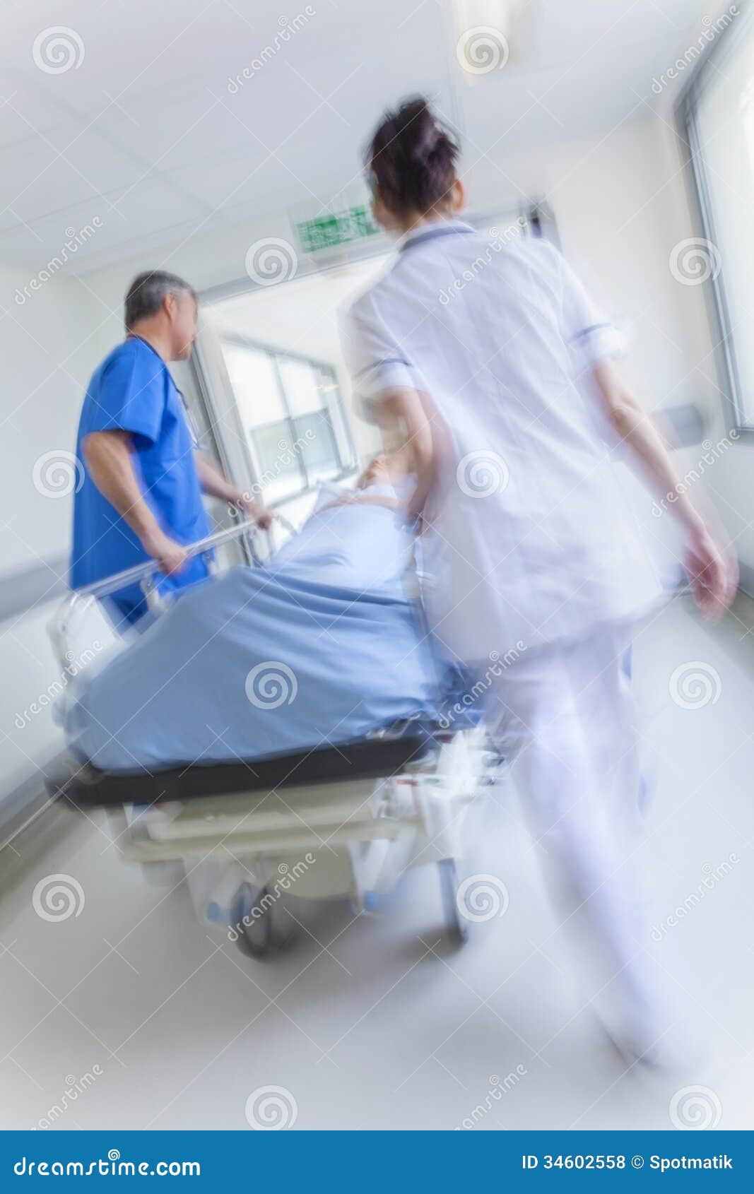 Emergenza Paziente Dell'ospedale Della Barella Della Barella Del Mosso ...