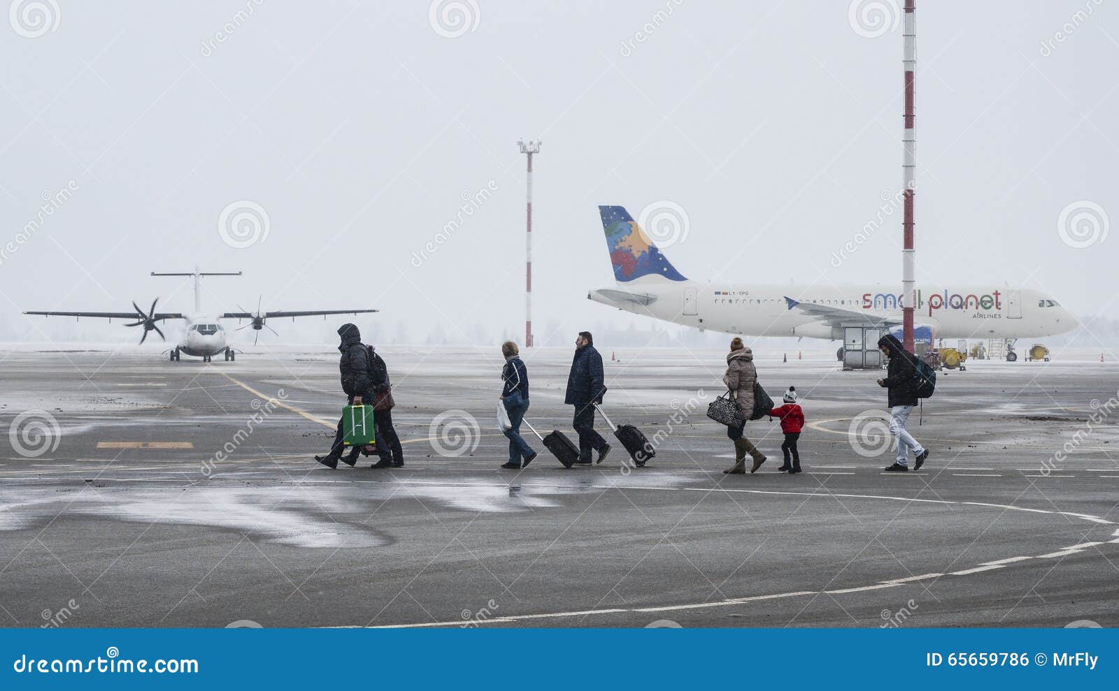 Emigration editorial photo. Image of travel, emigration - 65659786